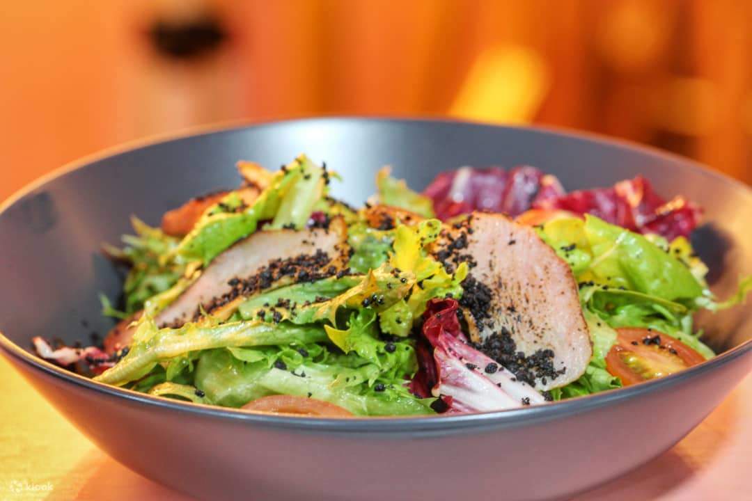 Spink Restaurant & Lounge in Bayan Lepas - Klook